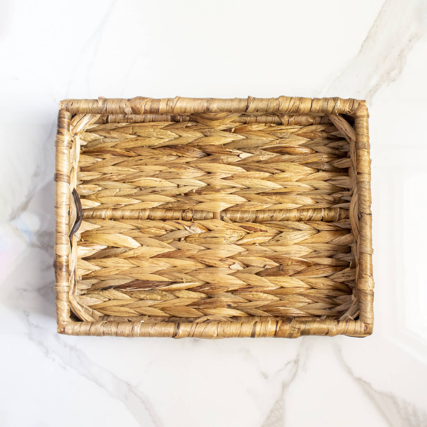 Buy Handcrafted Water Hyacinth Tray Online On Zwende