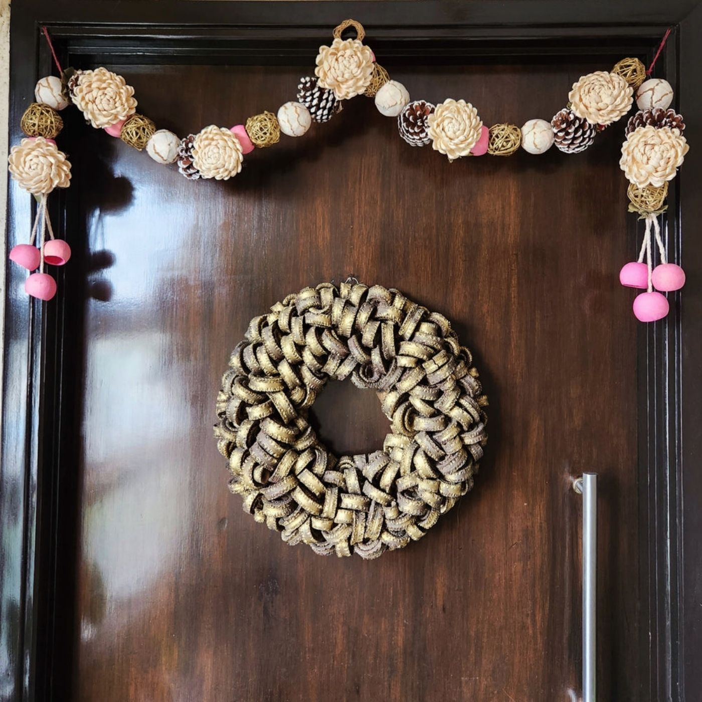 Buy Handmade Elegant Pink & White Shola Flower Toran Online On Zwende