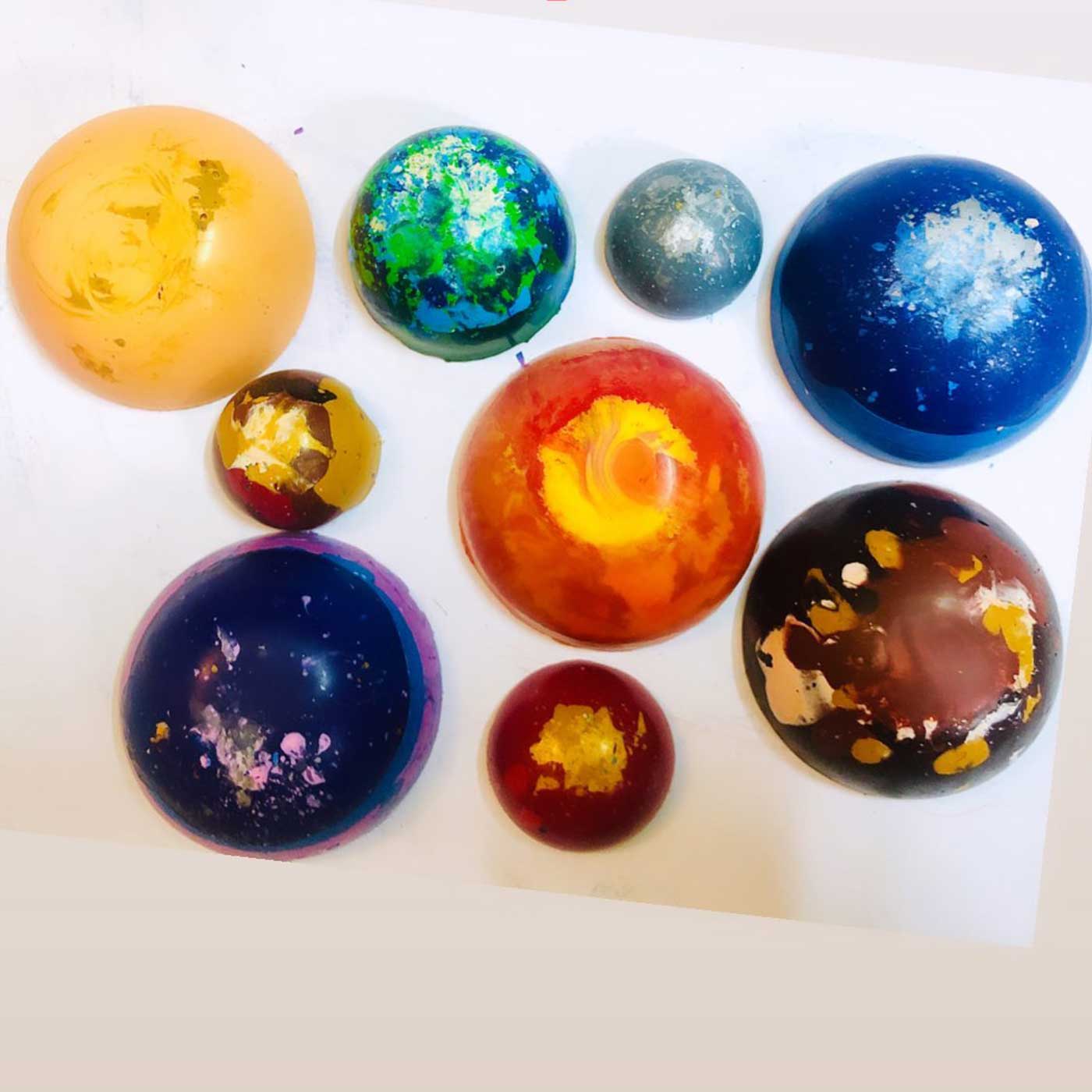 Buy Handmade Non-Toxic Planet Crayons | Set Of 9 Online On Zwende