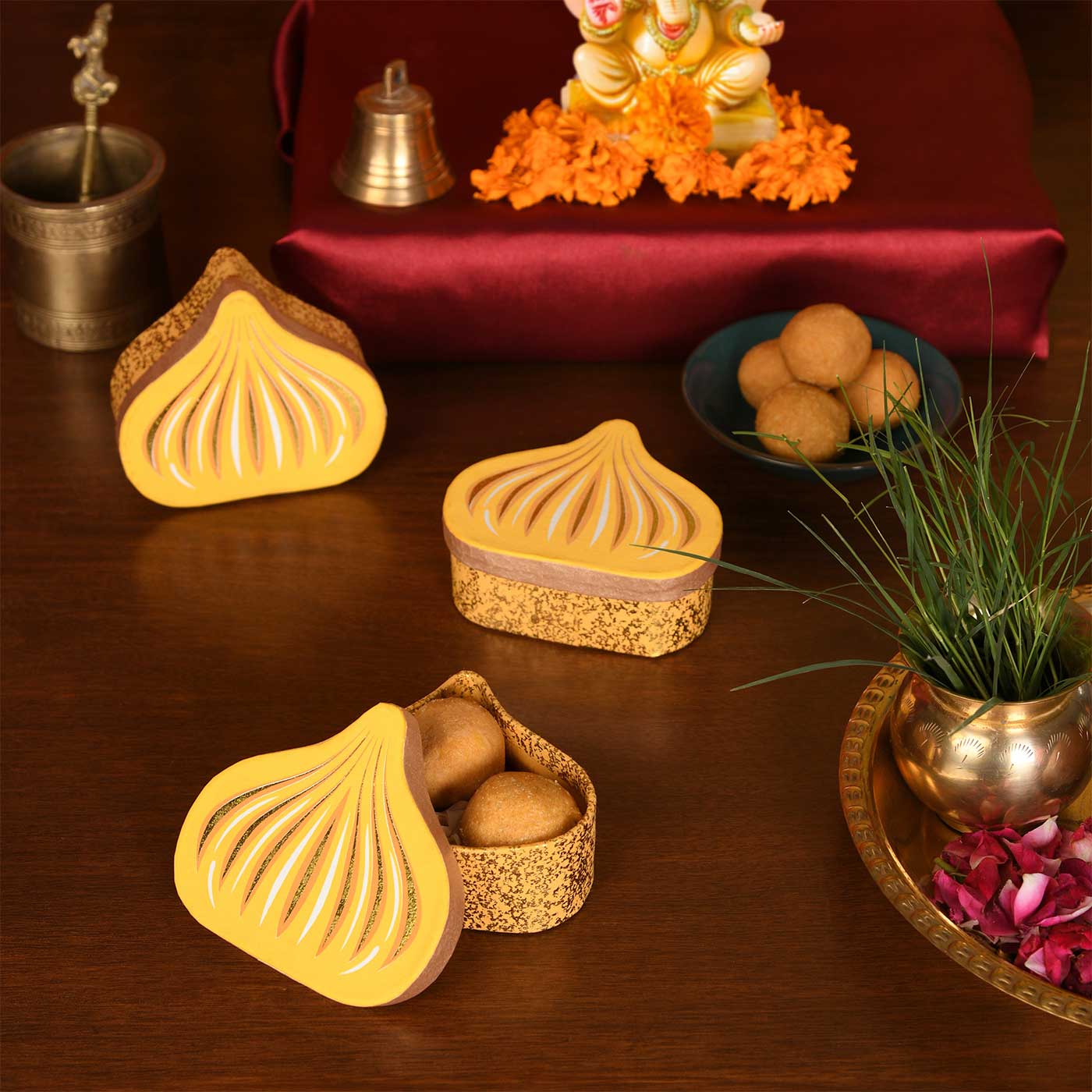 Buy Handmade Modak Shaped Paper Gift Box | Set Of 3 Online On Zwende