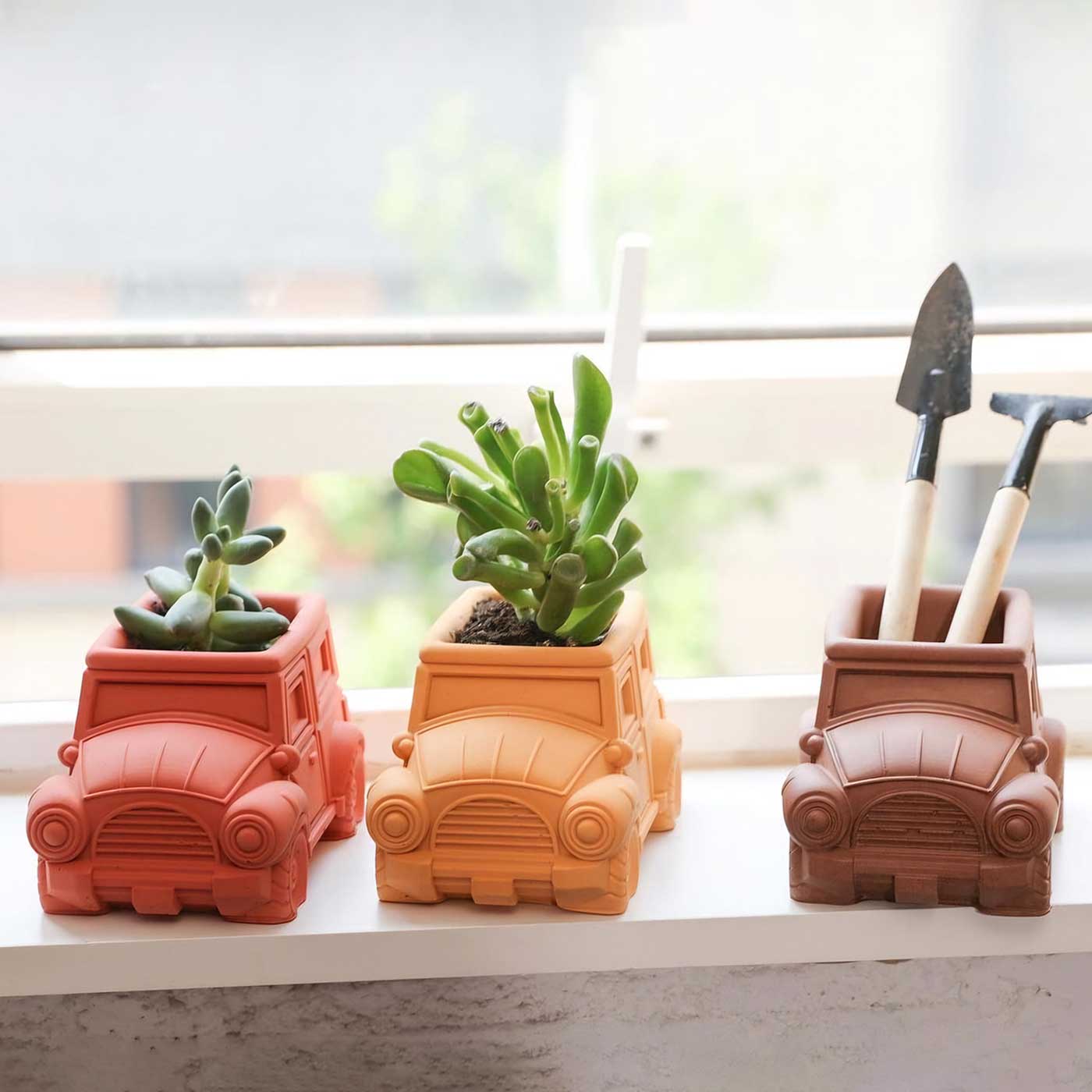 Buy Hand-Painted Mini Jeep Terracotta Planter Online On Zwende