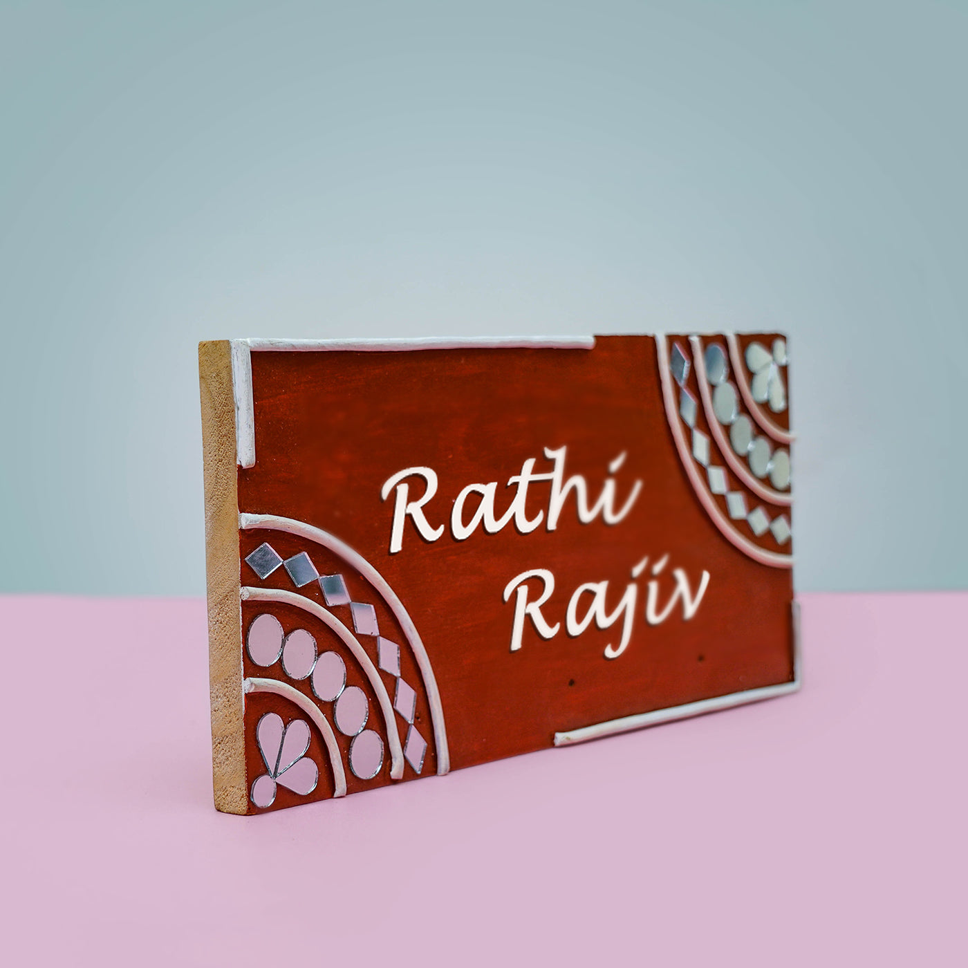 Buy Handcrafted Lippan Art Personalized Pinewood Nameplate Online On Zwende