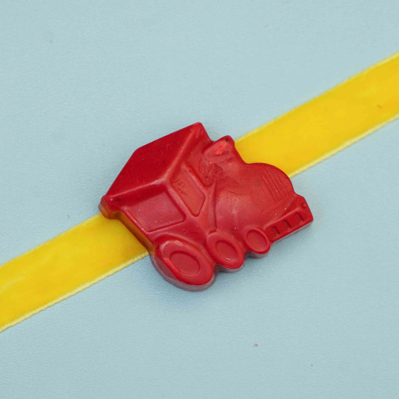 Buy Handmade Train Crayon Kids Rakhi With Roli Chawal Online On Zwende