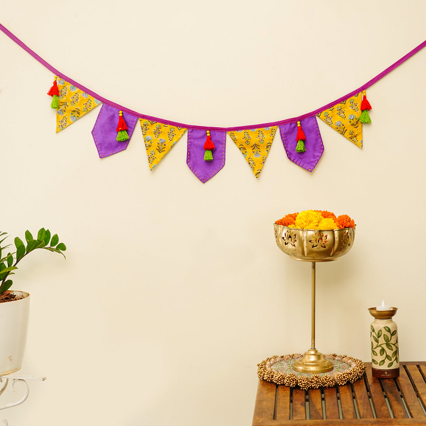 Buy Handmade Decorative Foolan Block Printed Fabric Toran Online On Zwende