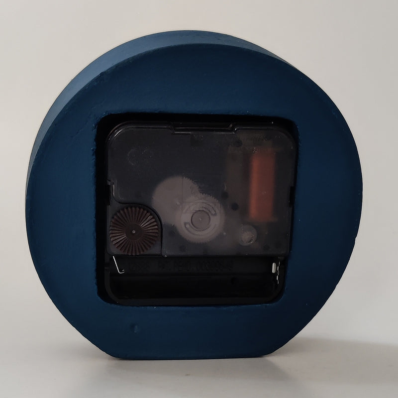 Handcrafted Round Concrete Desk Clock – Zwende