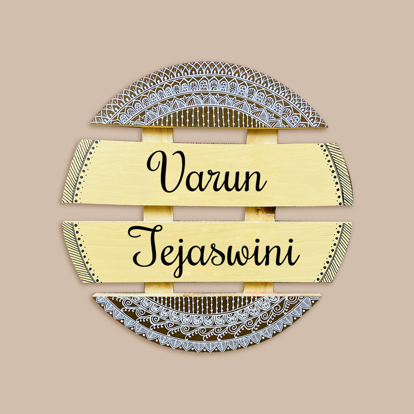 Handcrafted Personalized Mandala Round Pinewood Nameplate – Zwende
