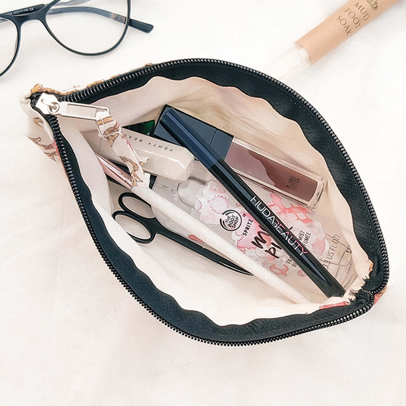 Buy Handcrafted Fabric Utility Pouch Online On Zwende