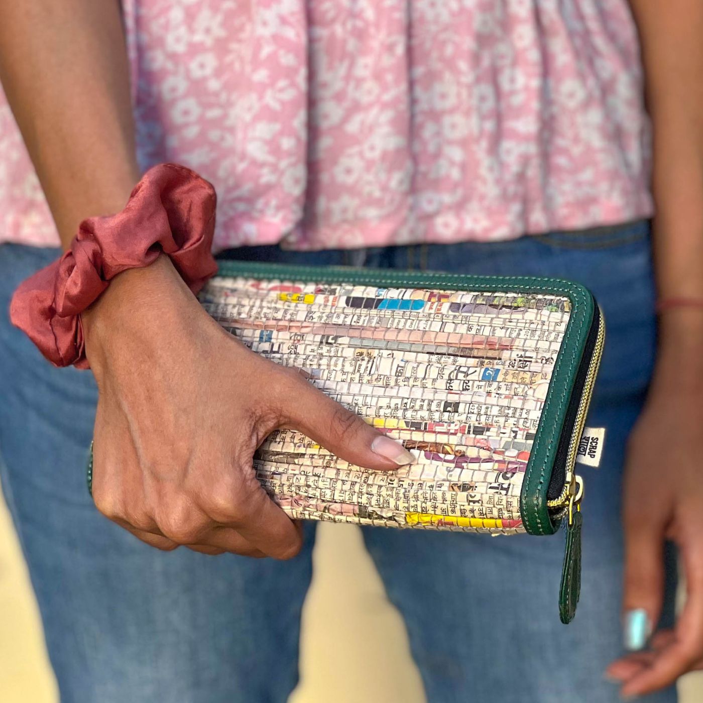 Buy Upcycled Paper Minimalist Women's Wallet with Vegan Leather Online ...