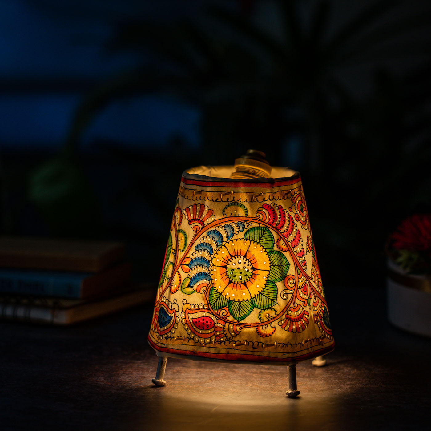 Buy Hand Painted Tholu Bommalata Mini Lamp | 6 inches Online On Zwende