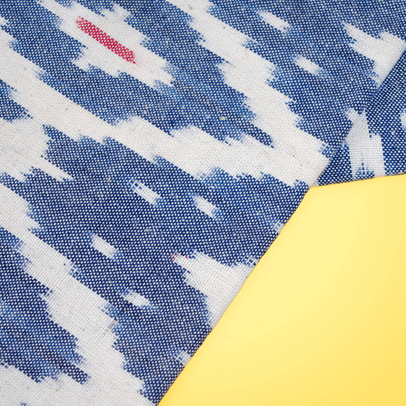 Cotton Placemat in Blue Ikat - Set of 2 – Zwende