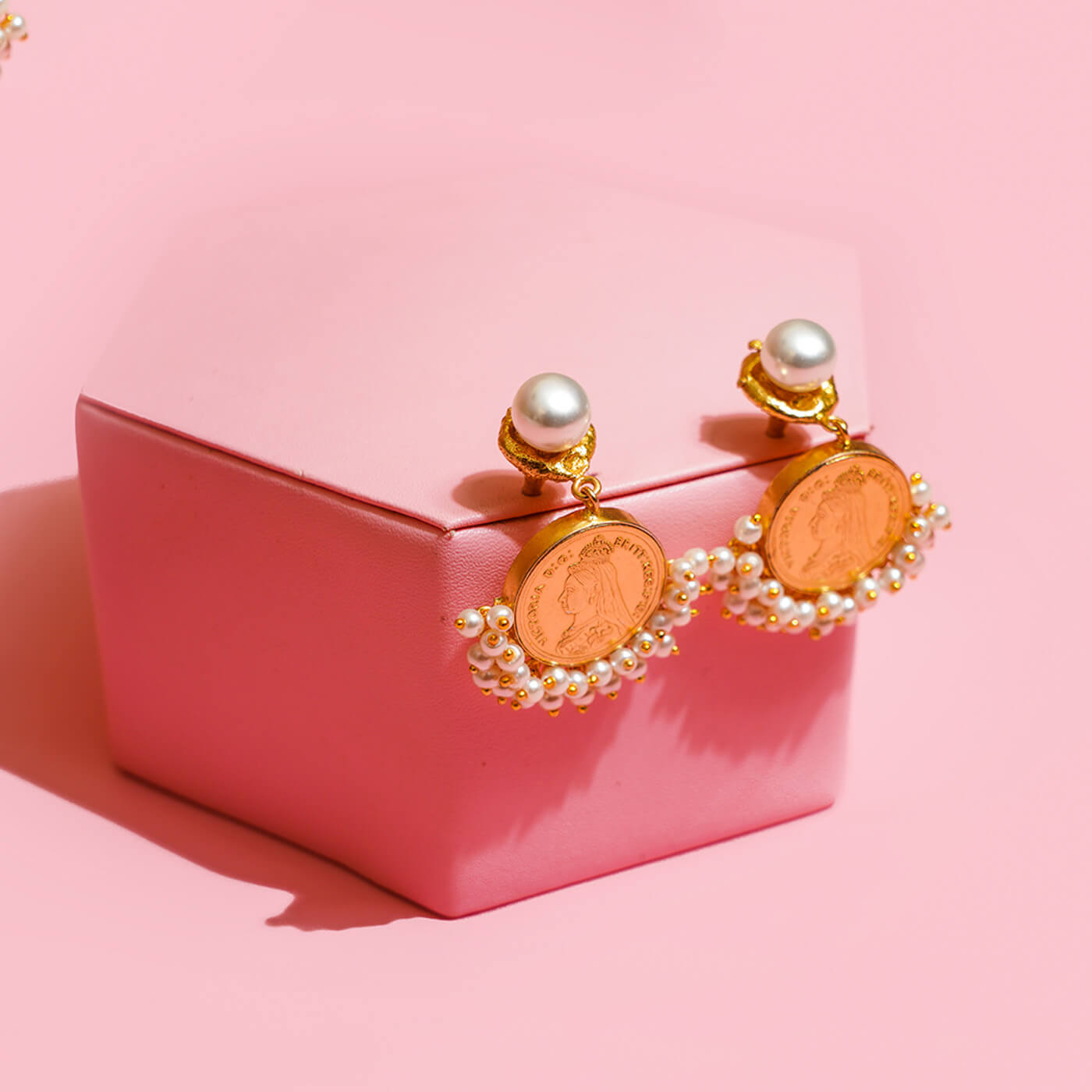 Buy 18K Gold Polished Coin Drop Style Online On Zwende