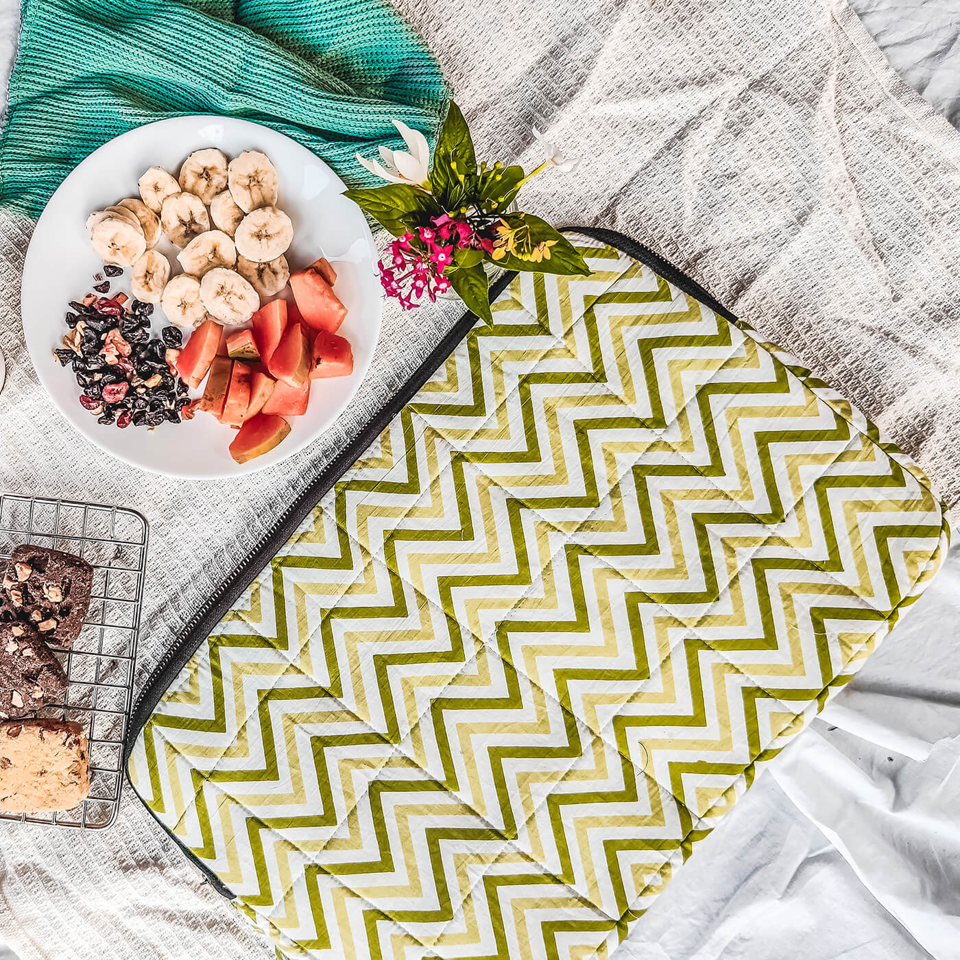 Green Chevron Laptop Sleeve - Ekatra Handmade – Zwende