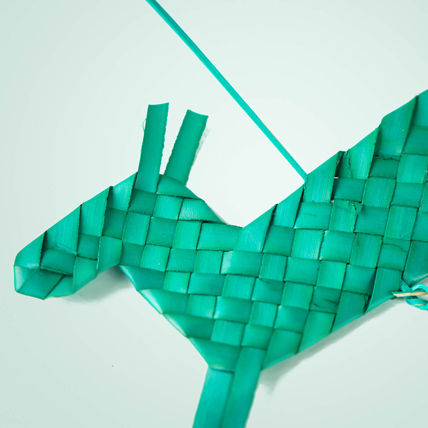 Buy Vibrant Handfolded Palm Leaf Deer Decor - Set Of 5 Online On Zwende