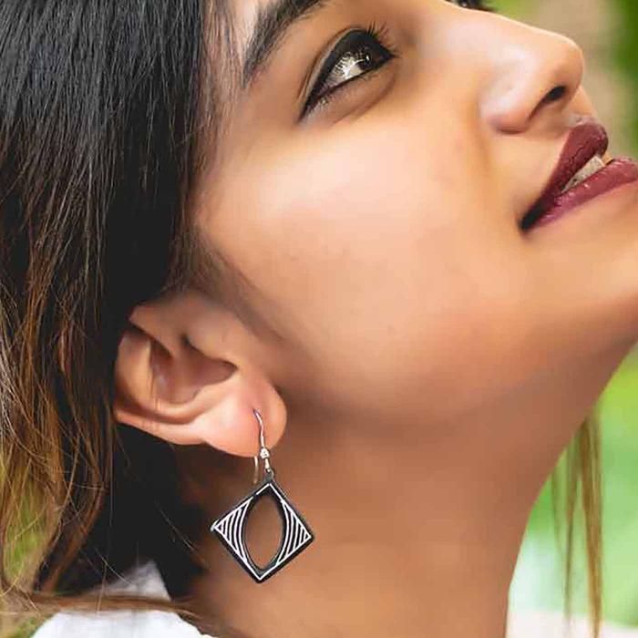 Buy Square Eye Dangler Online On Zwende
