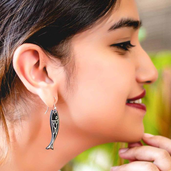 Buy Fish Dangler Online On Zwende